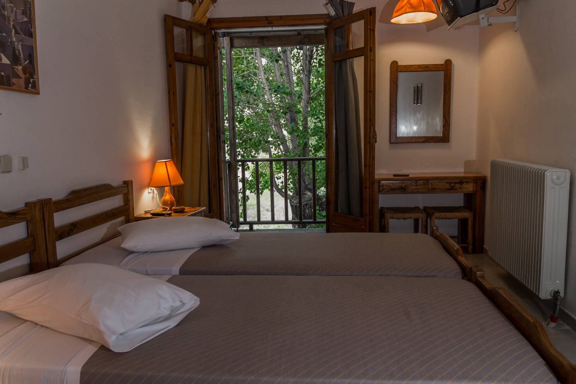 Twin Room with Mountain View | Hotel Neos Omalos in Chania